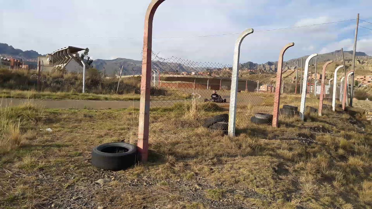 entrenamiento kart f200 - YouTube