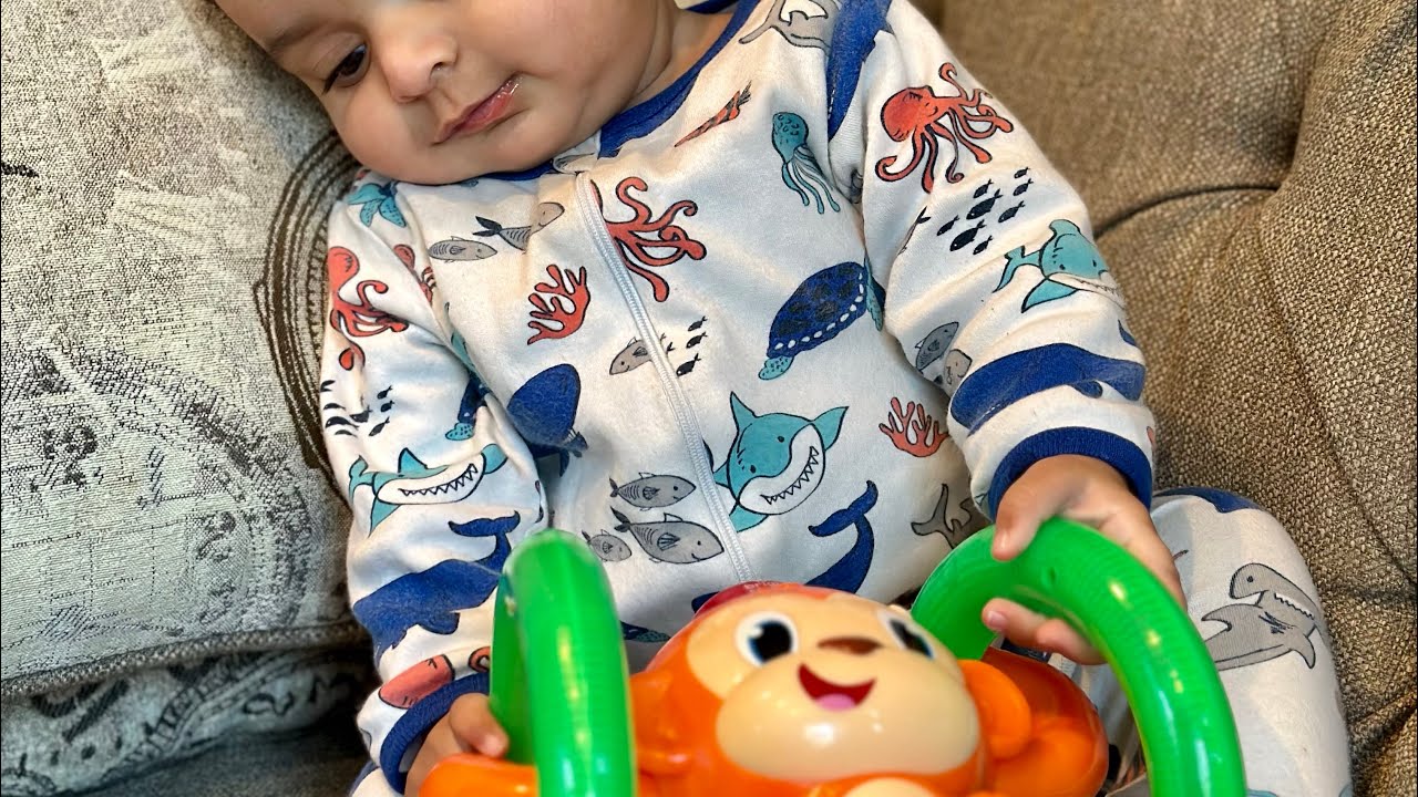 Isaiah likes… Roll and Glow Monkey - YouTube