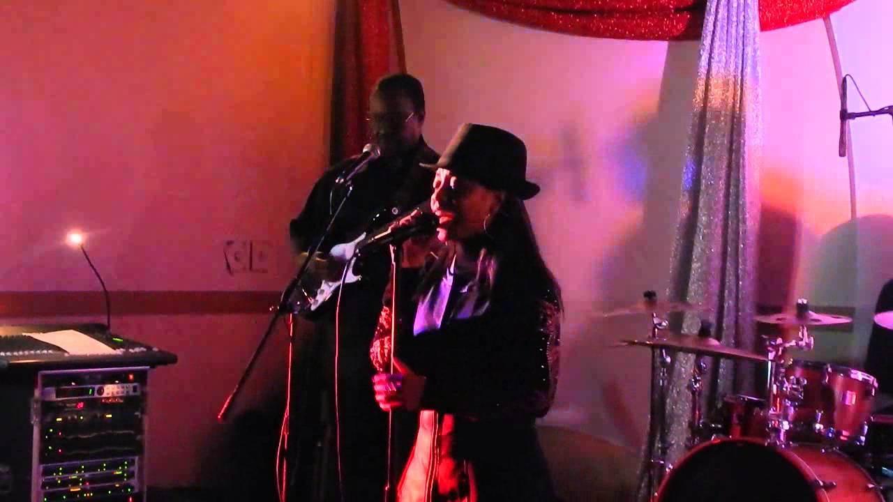 X-Change Band "Maria Maria" @ The Silver Nugget - YouTube