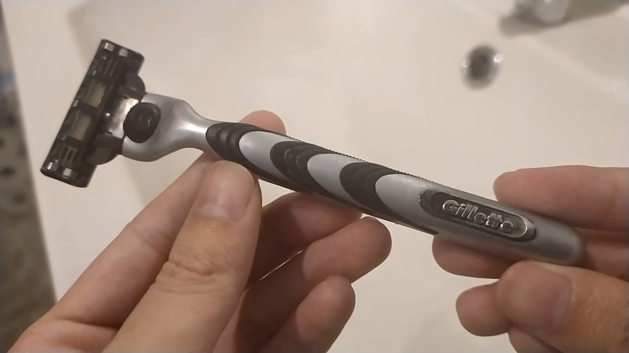 Great Razor Built to Last! | Gillette Mach3 Men's Razor Review - YouTube