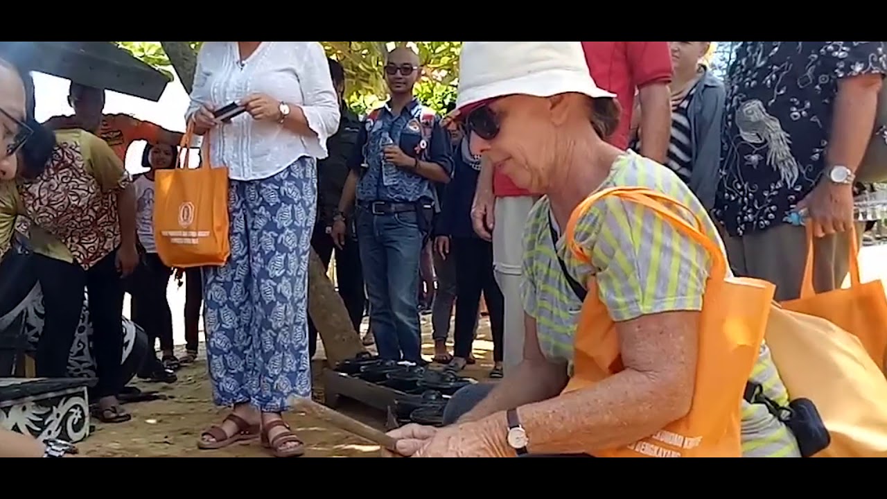 Desa Wisata Karimunting Sungai Raya Kepulauan Bengkayang Kalbar - YouTube