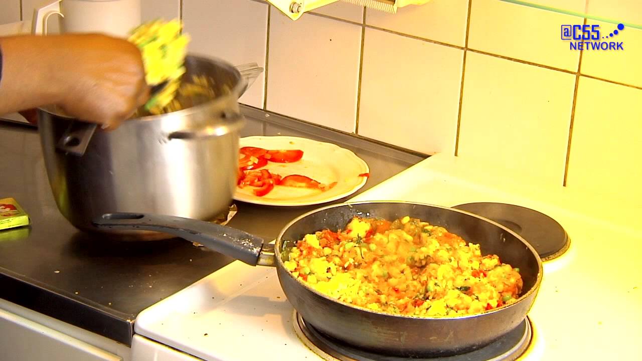 Kenyan Cuisine Mokimo - YouTube