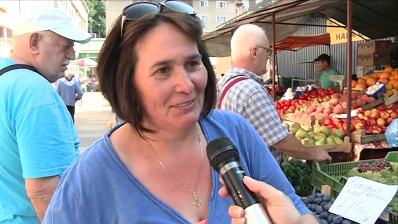 La Resita, lume saraca, piata bogata toamna - YouTube