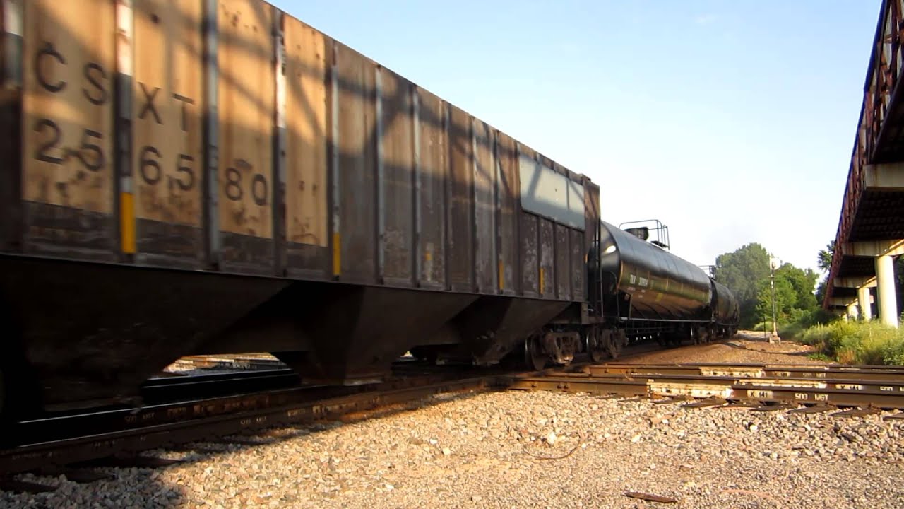 Who owns this line??? NS 9195 West meets NS 9142 East Savanna: 1900th ...