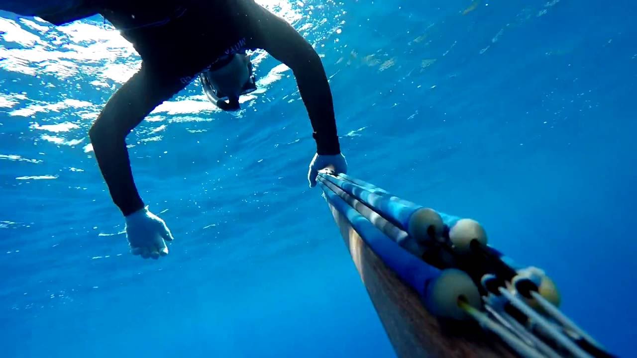 SPEARFISHING GUAM - MY WORLD - YouTube