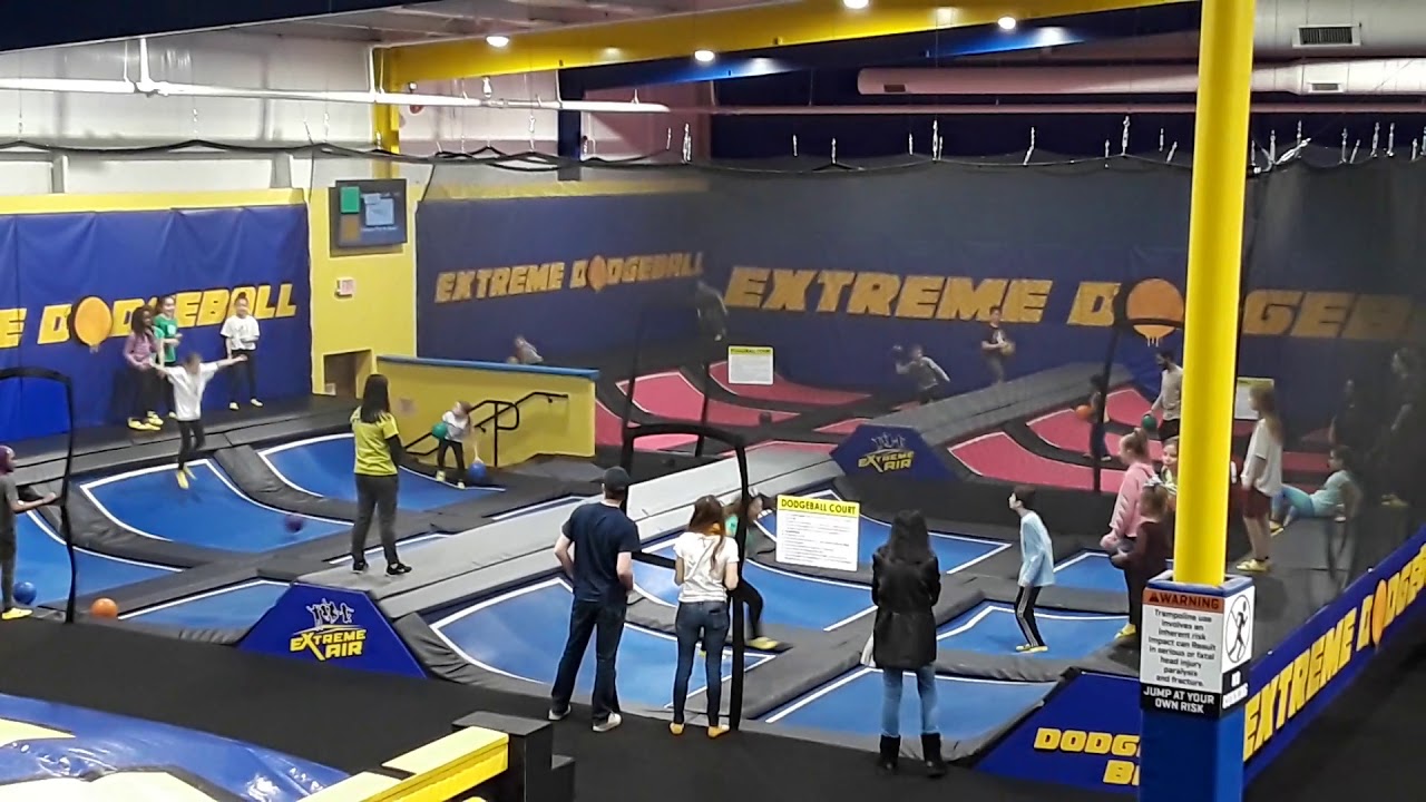 Extreme Dodgeball - YouTube