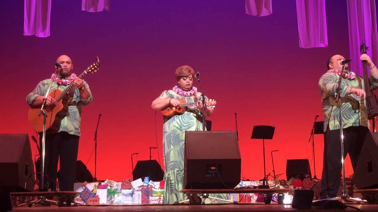 Na palapalai 2015 Xmas concert special version - YouTube