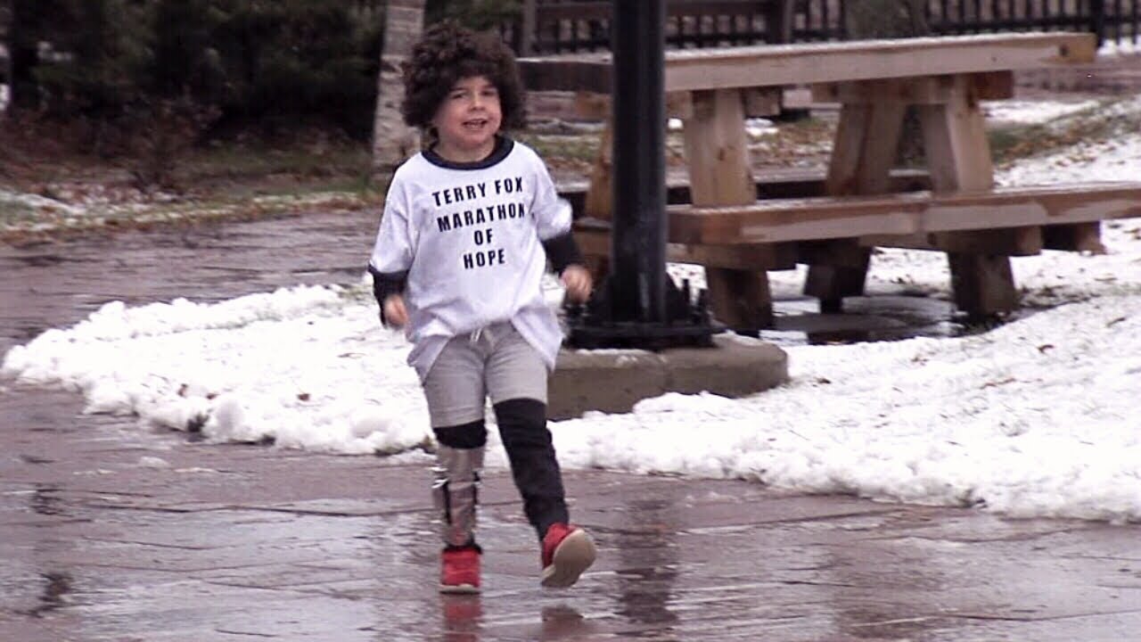 Local boy recognized for Terry Fox Halloween costume - YouTube