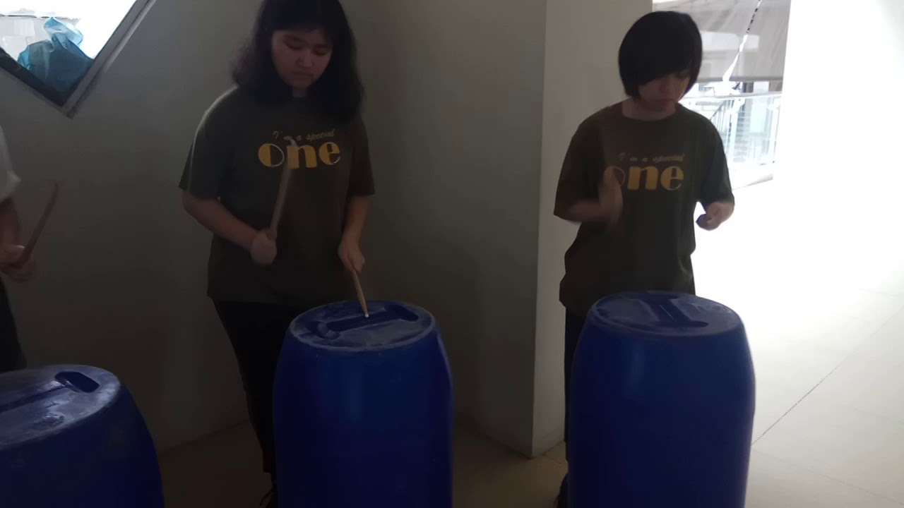 Ekskur Recycle Percussion #1 - YouTube