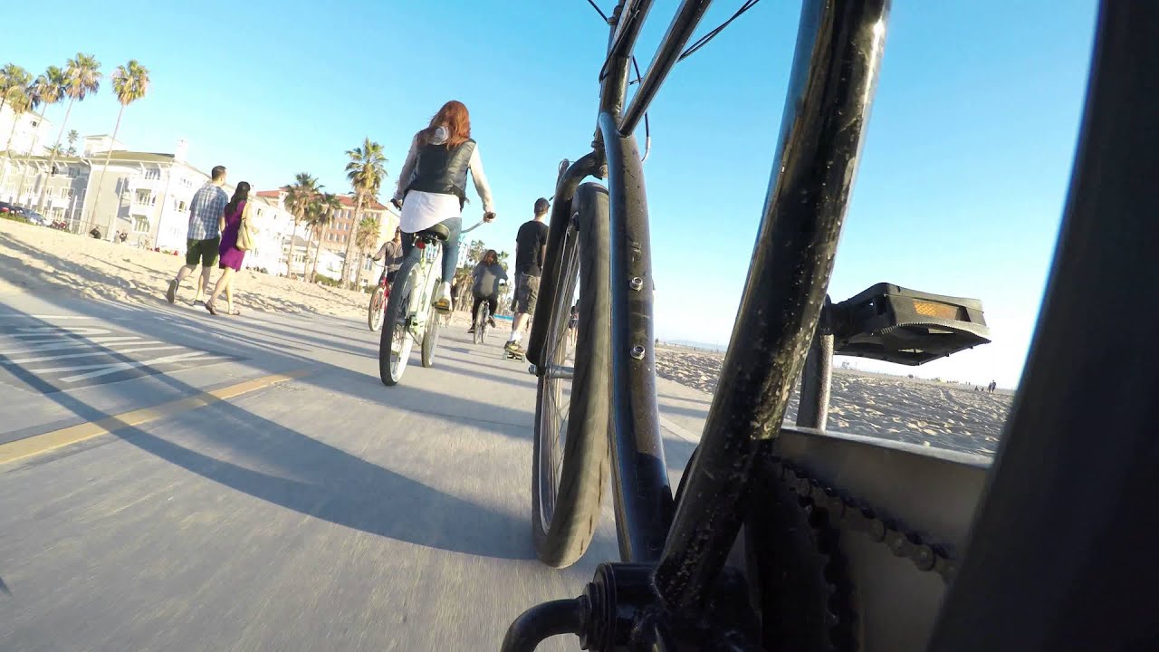 Riding Beach Cruiser 4K - YouTube