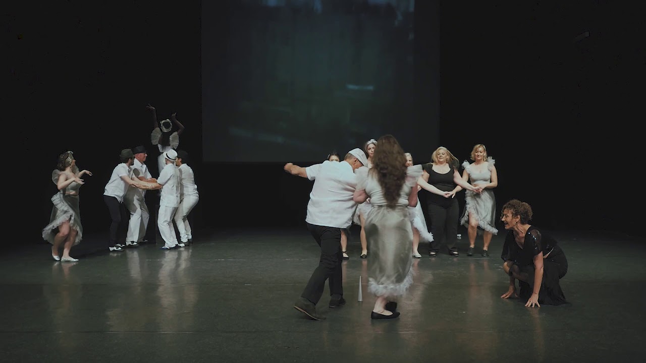 El Manisero by Movimiento | Cuban Son - YouTube