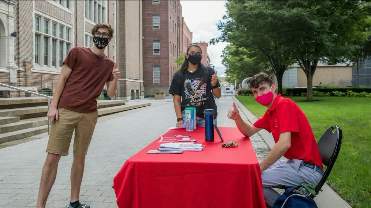 NJIT welcomes students back on campus - YouTube
