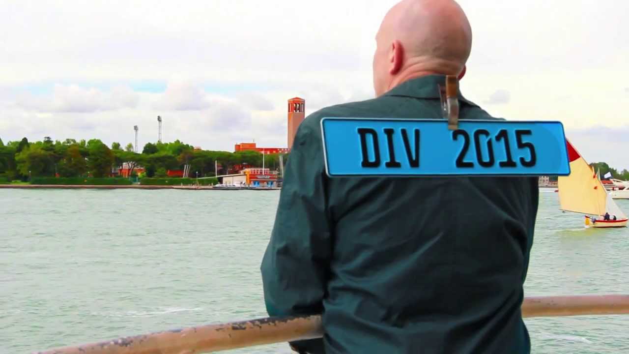 Portrait de l'artiste en candidat (D'URSEL IN VENICE 2015) - YouTube