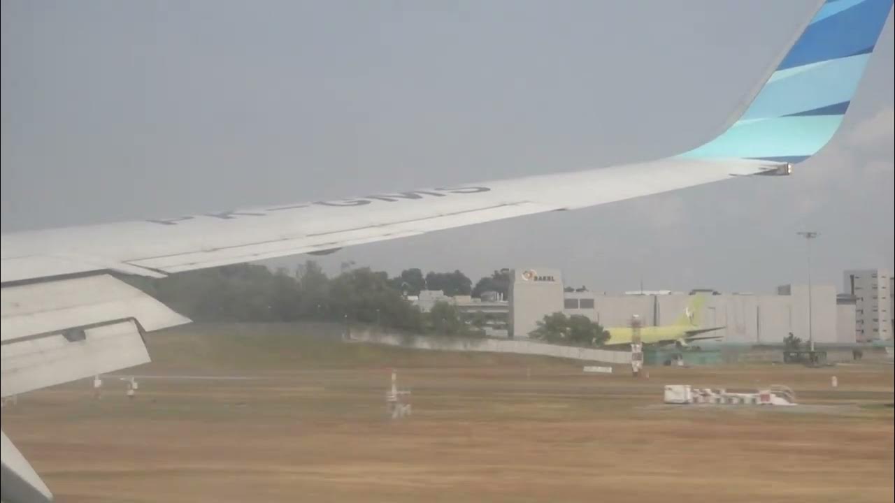 Garuda Indonesia B737-800 Flight Premiere - YouTube