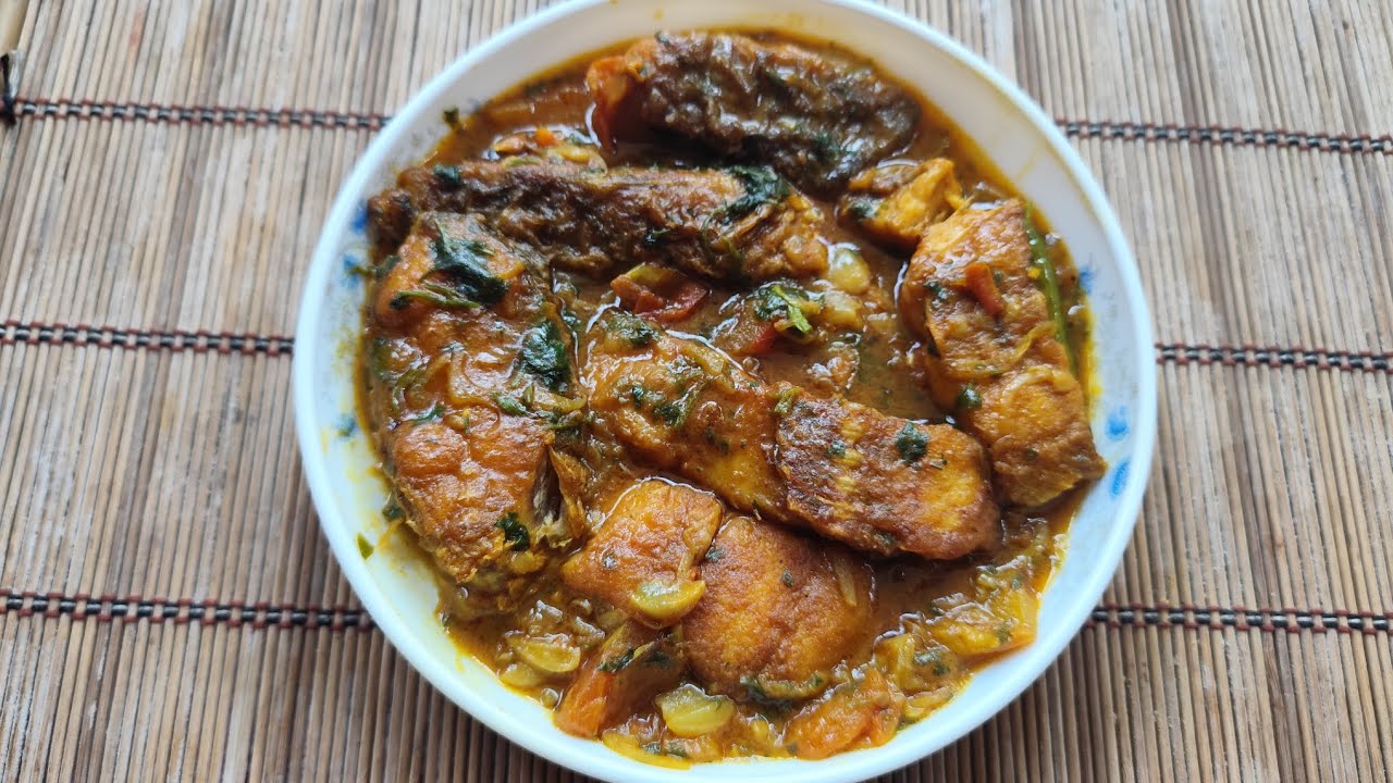 সেরা স্বাদের রুই মাছের রেসিপি।Rui Mach Vuna Recipe /Fish Curry ...