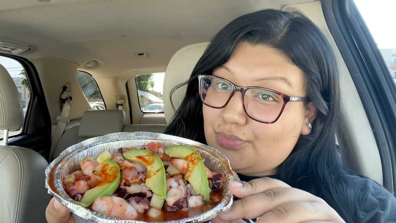 Mariscos Mazatleco Mukbang🍤 - YouTube