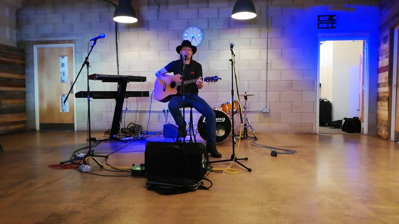 Daniel Blore "Tired of searching" Erdington Food Festival - YouTube