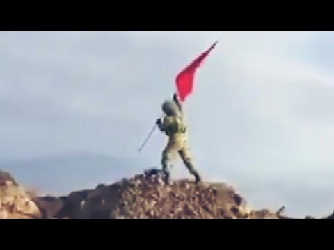 Askerimiz Darmık dağına Türk bayrağı dikti.