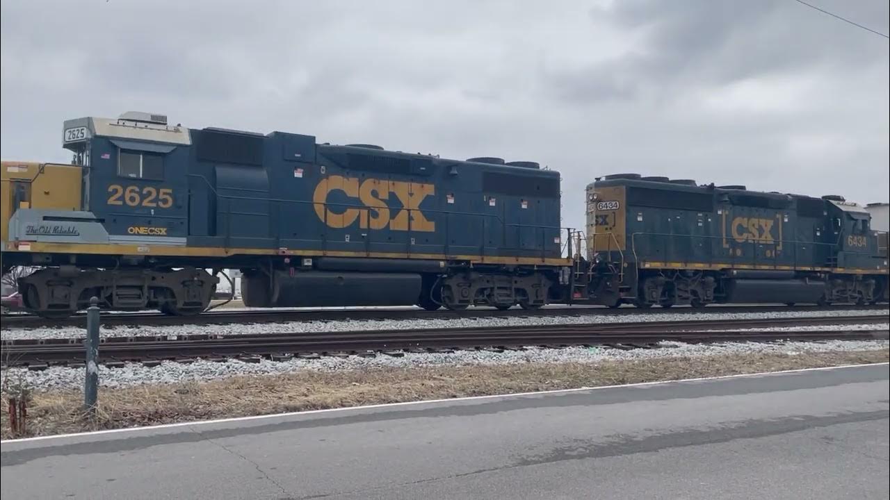 CSX Y129 switching car at the Watson yard in Jeffersonville, Indiana 2-13-2025 - YouTube