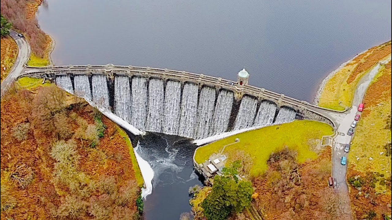 🇬🇧🏴󠁧󠁢󠁷󠁬󠁳󠁿 The Elan Valley - The Craig-coch Dam - YouTube