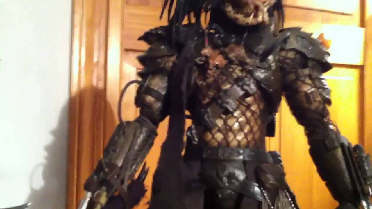 Hot toys custom predators 1/6 12" avp predator 2 - YouTube