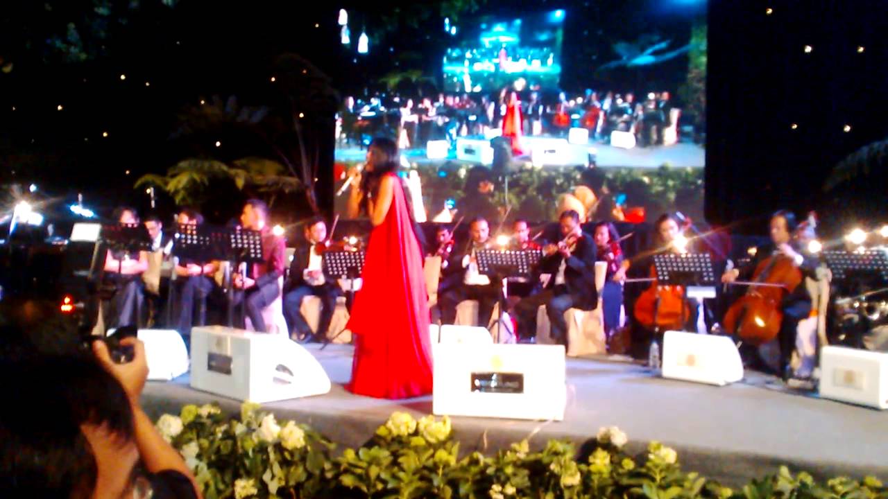 Anggun - Mimpi (Live Concert) - YouTube