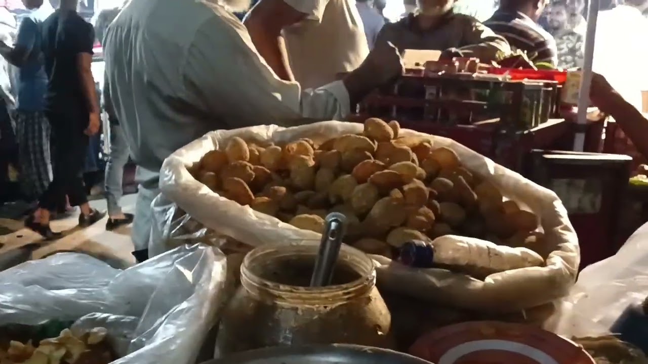 Bengali style Fuchka || Bengali famous street food - YouTube