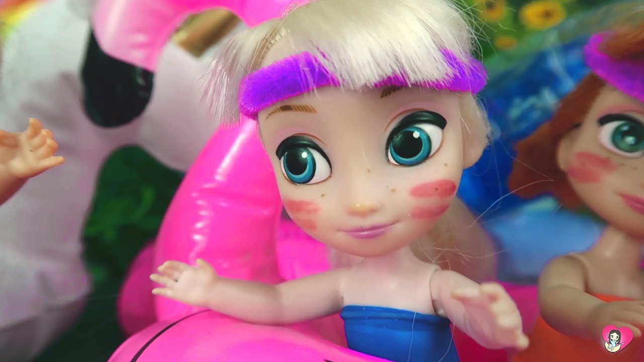 Elsa and Anna Compete For A Trip To DISNEY | Disney Frozen - YouTube