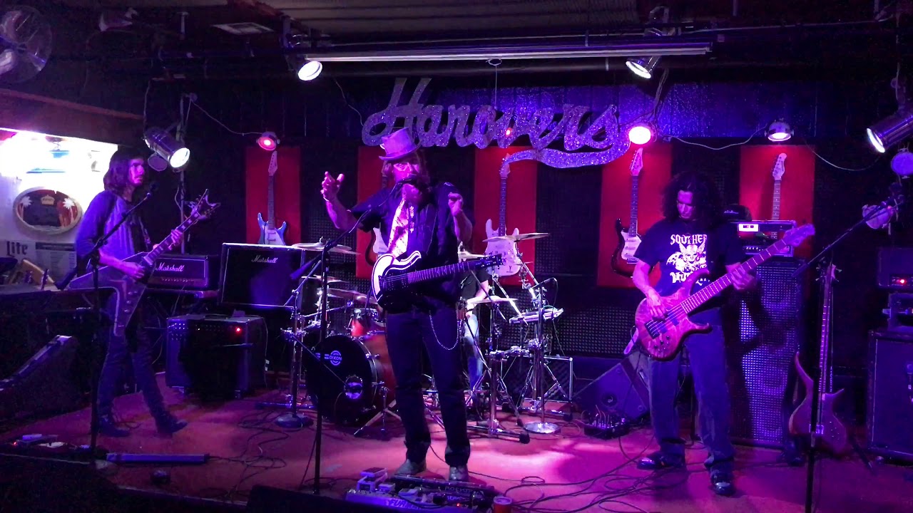 A Good Rogering LIVE at Hanovers... November 11, 2017 - YouTube