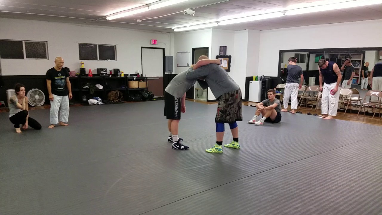 Underhook and gable grip takedown - YouTube