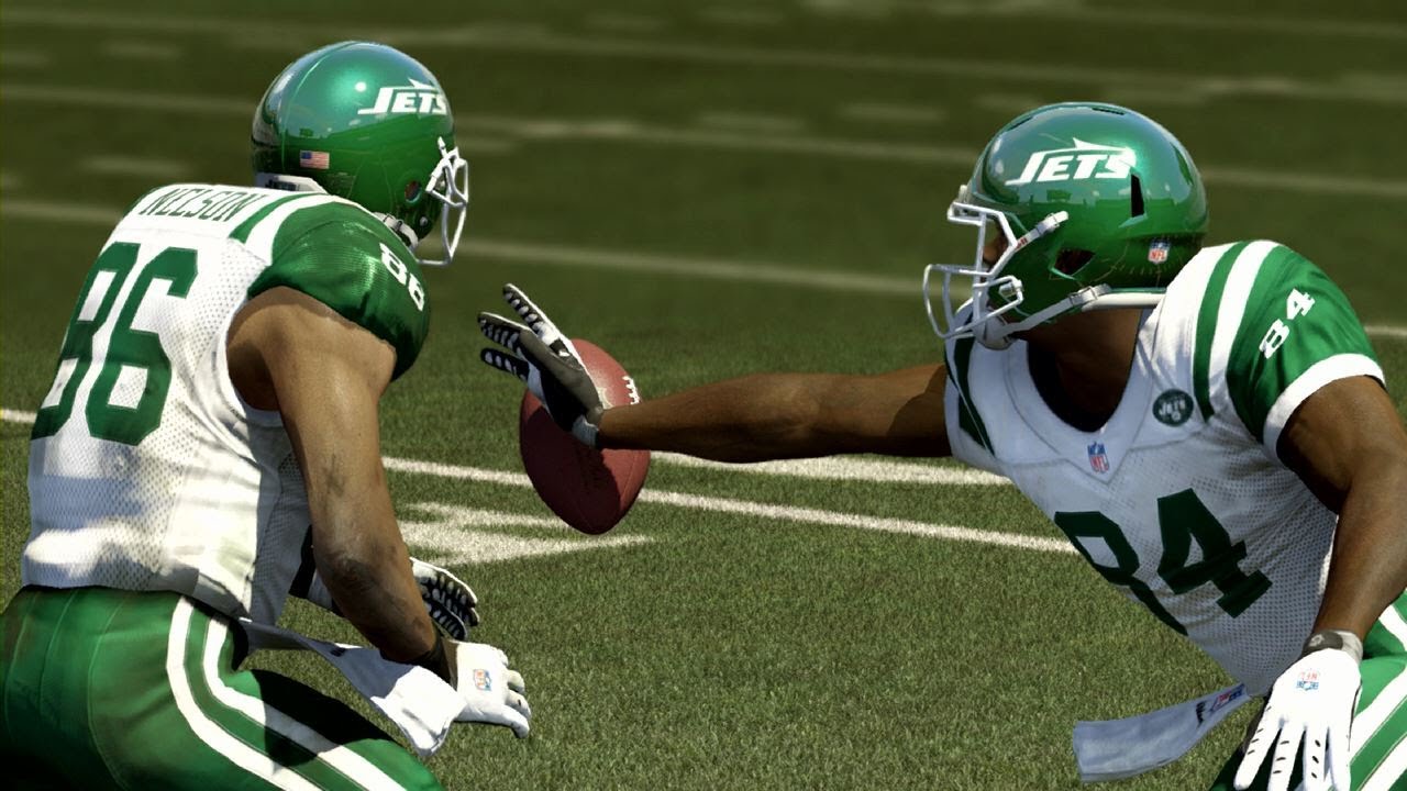 Madden NFL 25: Unbelievable Lateral Touchdown - YouTube