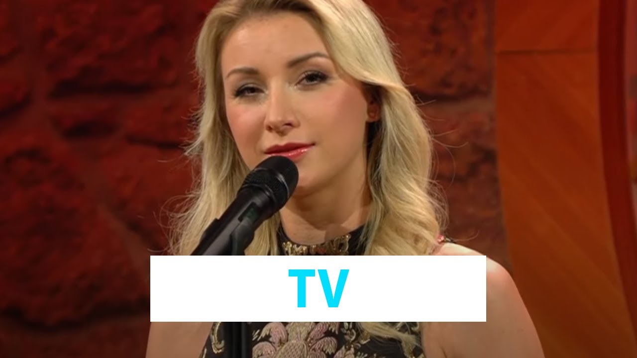 Anna-Carina Woitschack - Die Rose | Schlager-Spaß mit Andy Borg - YouTube
