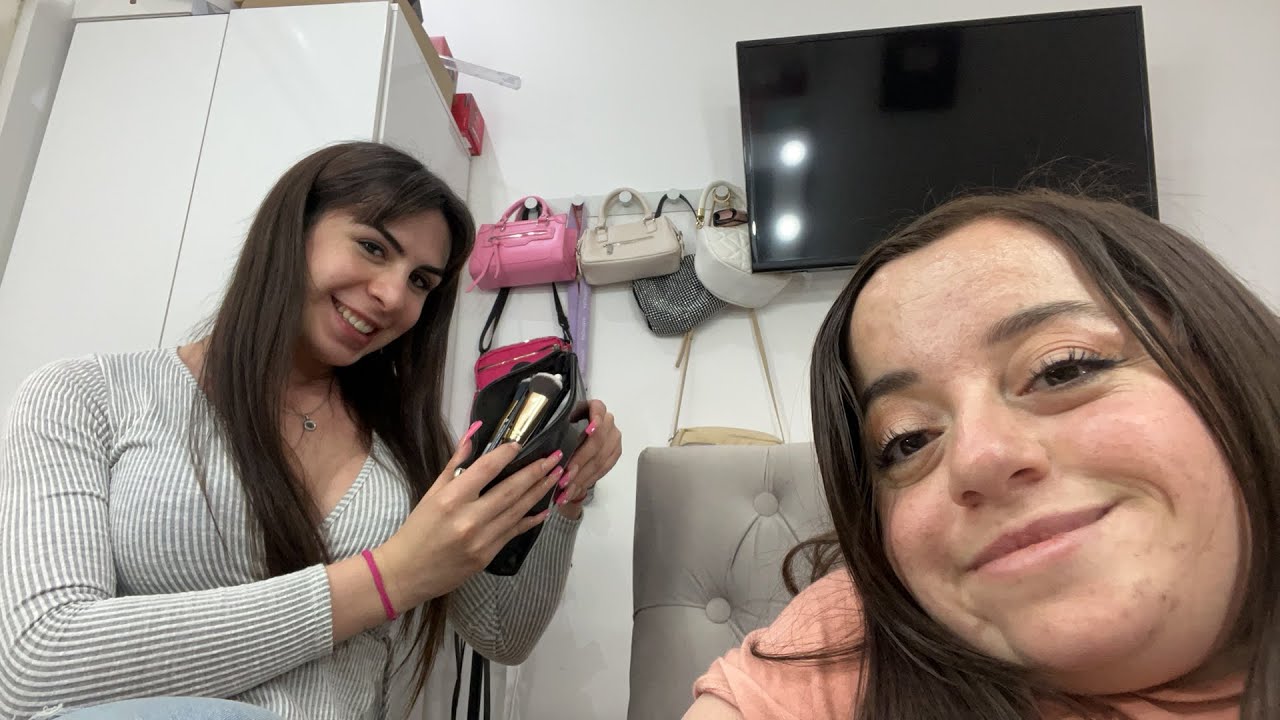 Nos maquillamos con mel celeste - YouTube