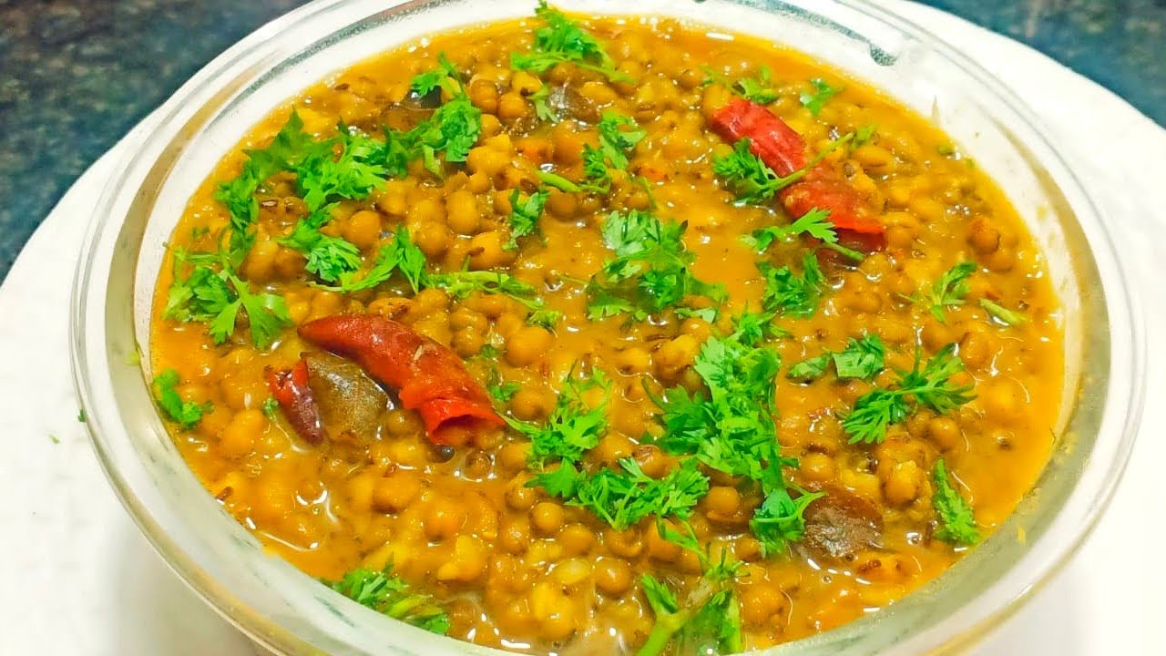GREEN GRAM CURRY / MOONG DAAL CURRY / HEALTHY RECIPE /NO ONION NO ...