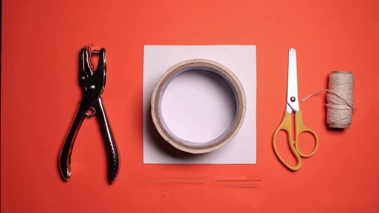 How to Make a Thaumatrope - YouTube