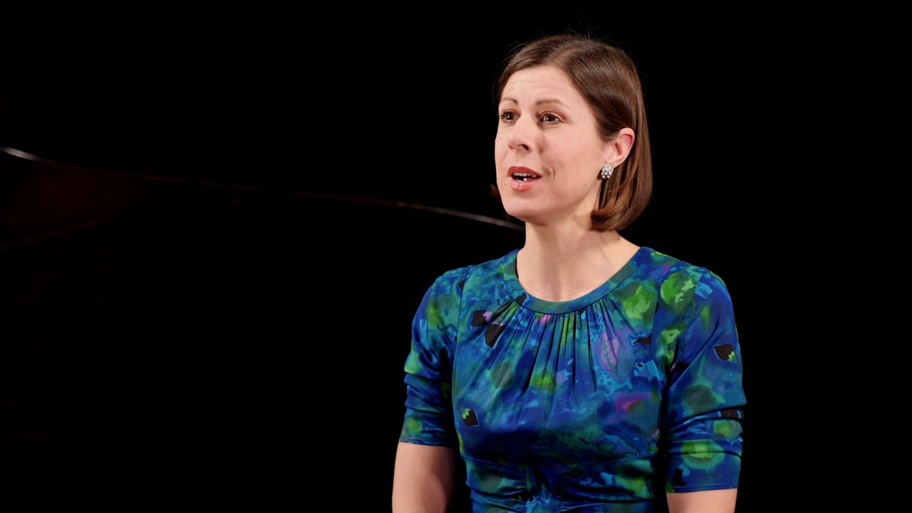 Gillian Ramm sings"How beautiful it is" from Britten's The Turn of the ...