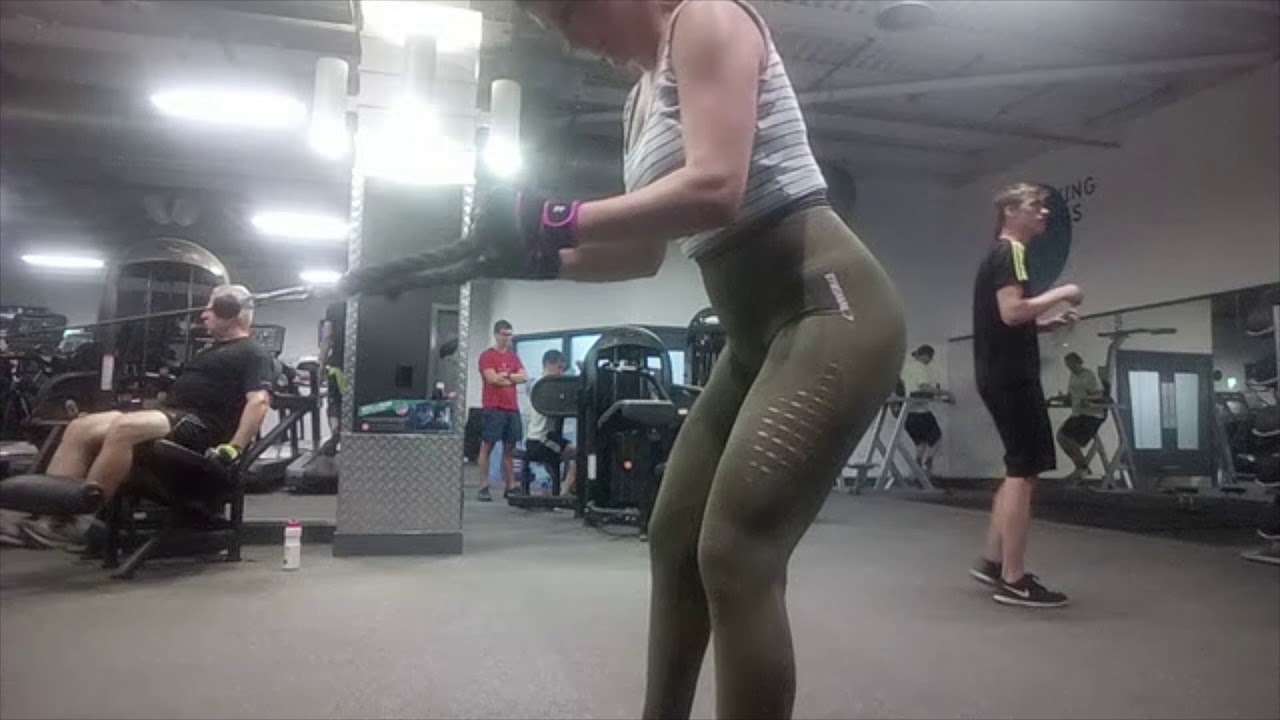 Exercitii pentru Spate si Brate la Sala - YouTube