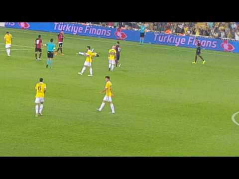 Mathieu Valbuena'nın Frikik Golü [Tribün Çekim]
