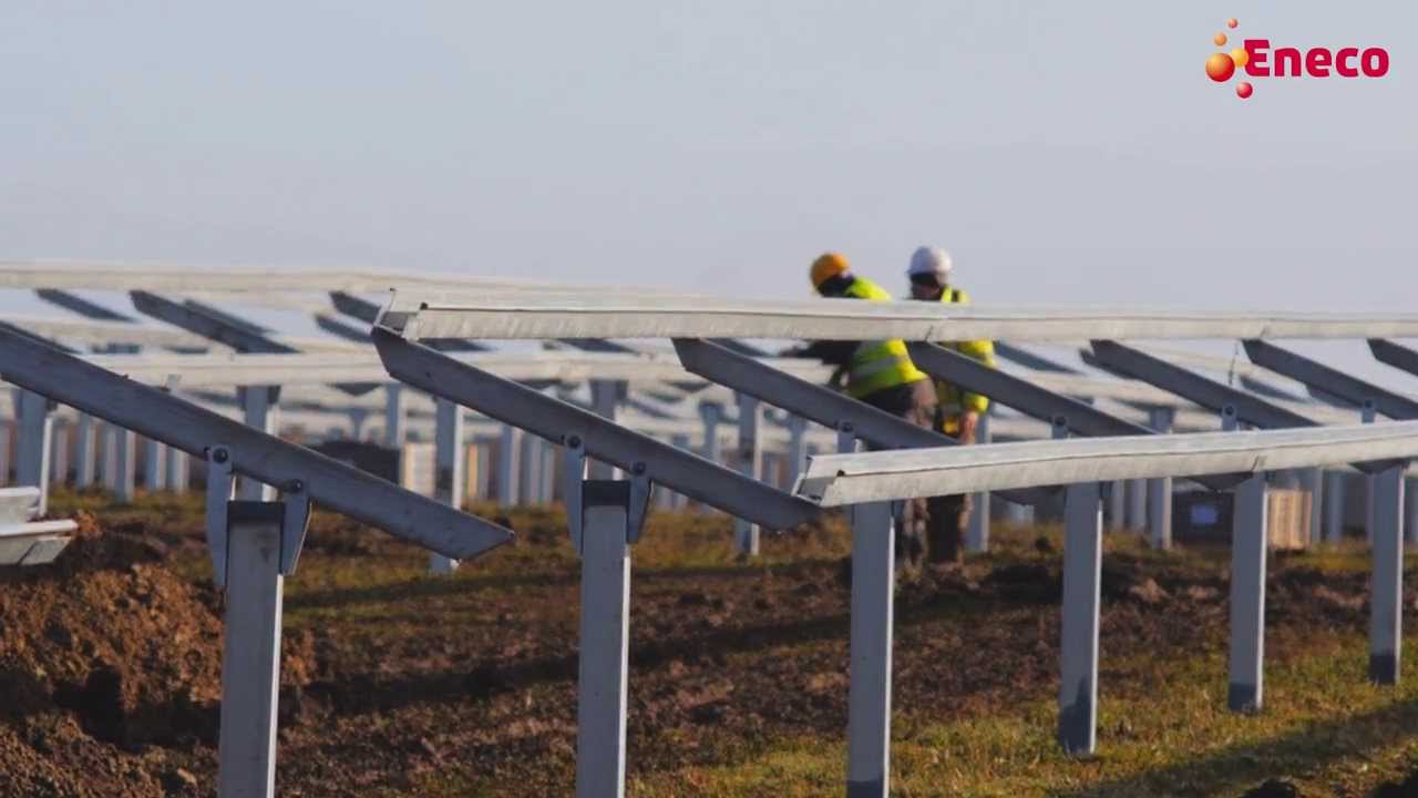 Eneco Sevor Farm Solar Field time lapse Part 1 - YouTube