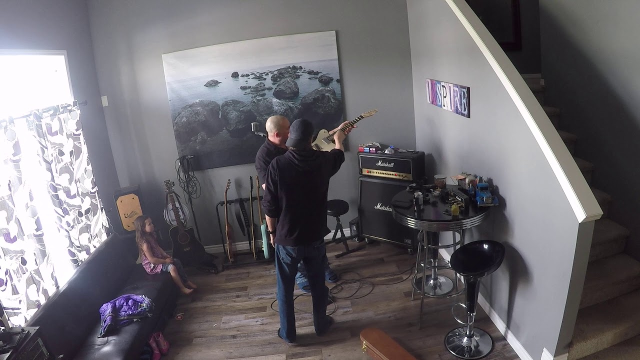 Shawn testing out one of my recent builds (guitar) - YouTube