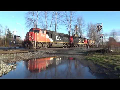 CNR TRAIN SPOTTING HD: CN 5734 West, U743 At Hampton BC 2024/1 - YouTube