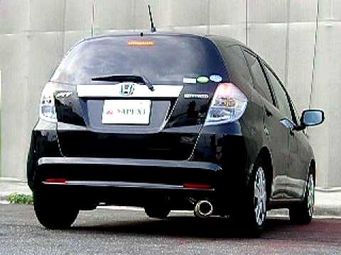 ホンダフィット HONDA Fit ハイブリッド(DAA-GP1) Apexマフラー音質 - YouTube