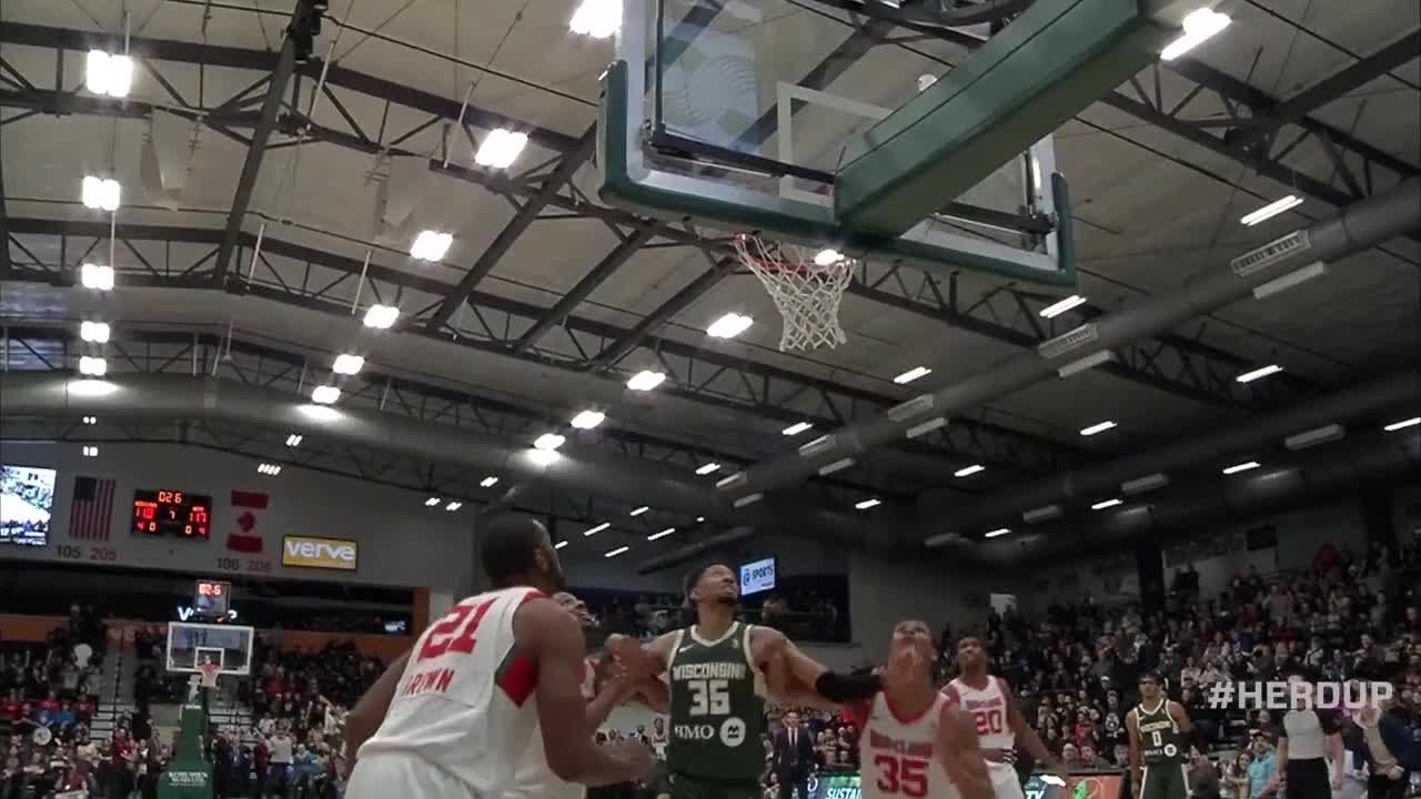 Jaylen Morris hits the shot with time ticking down - YouTube