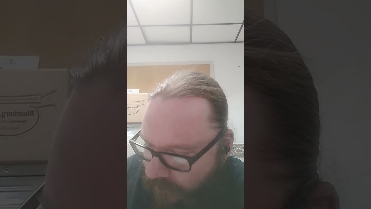 Quick Reviews: Bang Energy Swirly Pop - YouTube