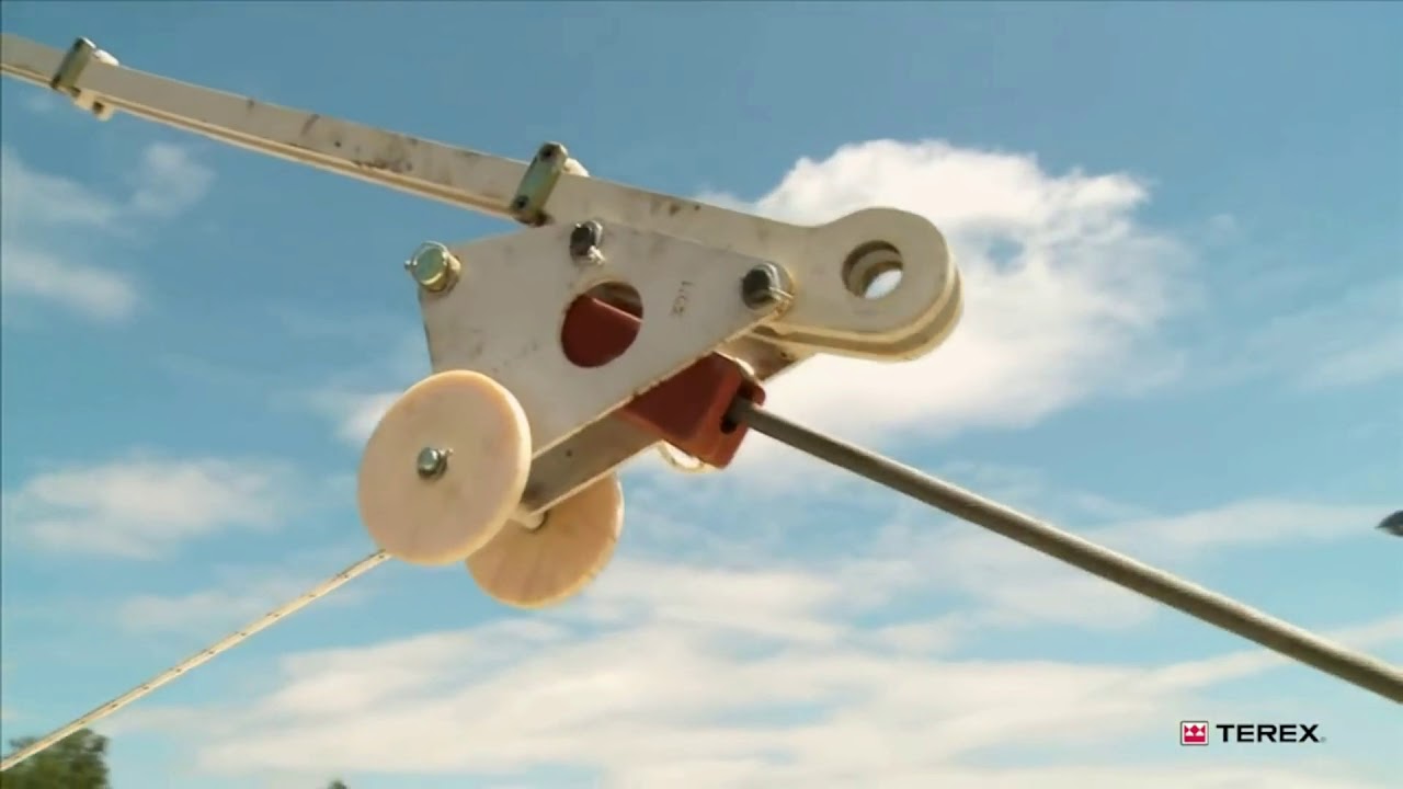 AC 350 6 Patented Luffing Jib Rigging - YouTube