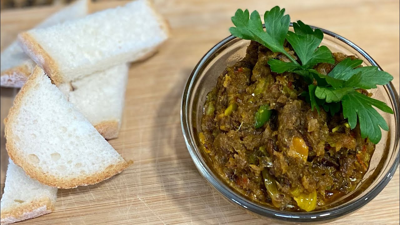 Haitian Chiktay #chiktay #smokedherrings - YouTube