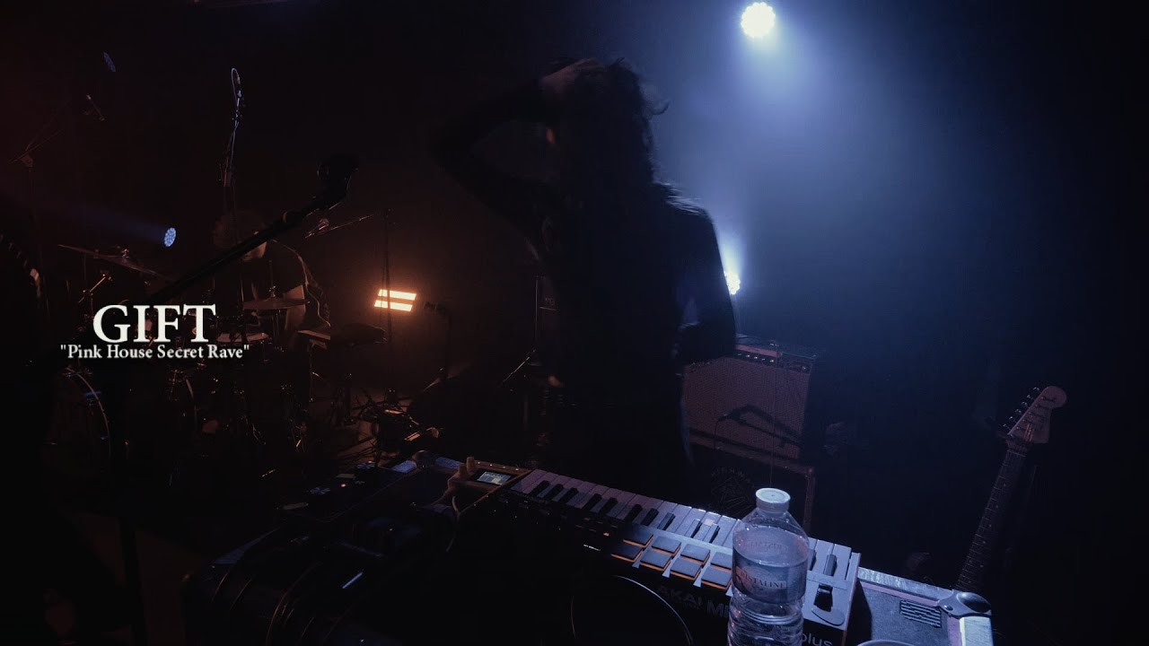 GIFT - Pink House Secret Rave ('FD' electric session) - YouTube
