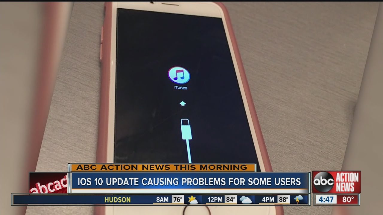 iOS 10 update causing problems for some users - YouTube