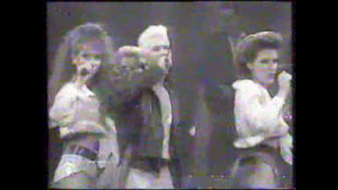 Marcha-Baile acrobático - YouTube