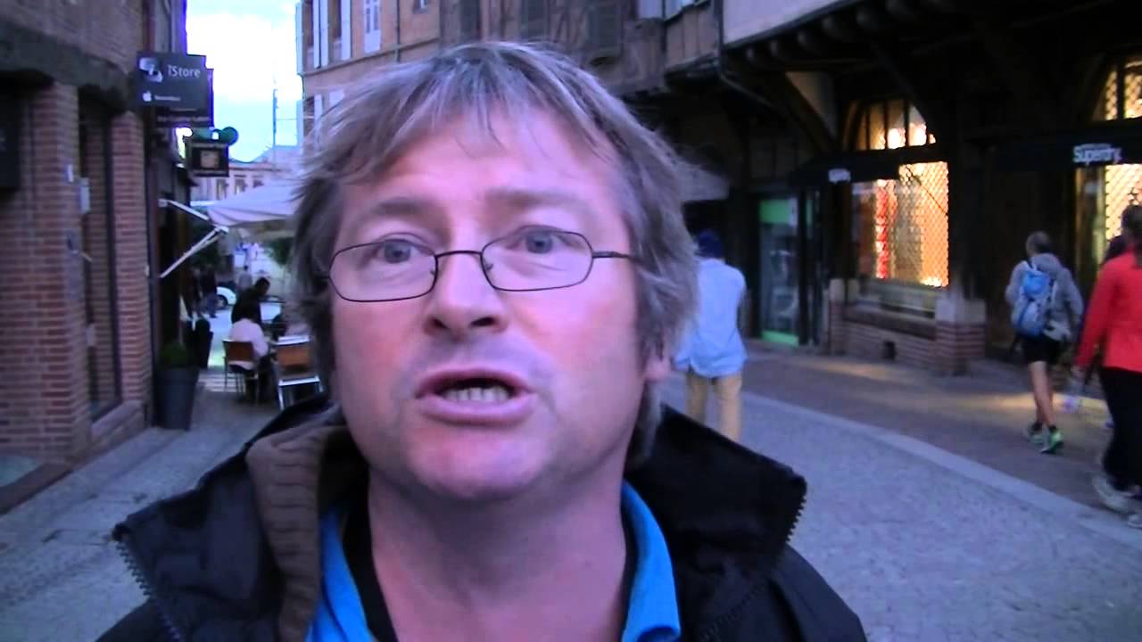 Ekiden d'Albi 2013 : ITW de Philippe Aubert, un des organisateurs - YouTube